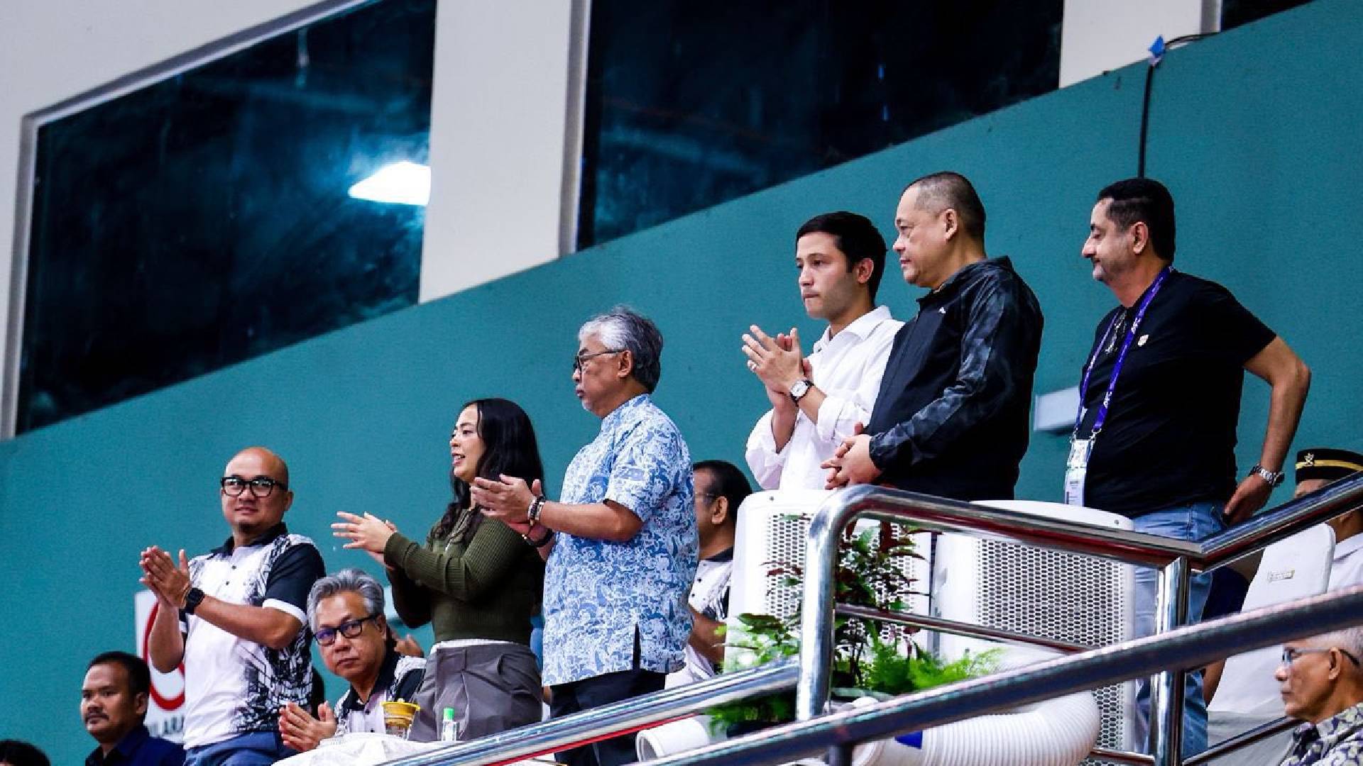 FAM Junjung Kasih Kepada Al-Sultan Abdullah & Tengku Fahad