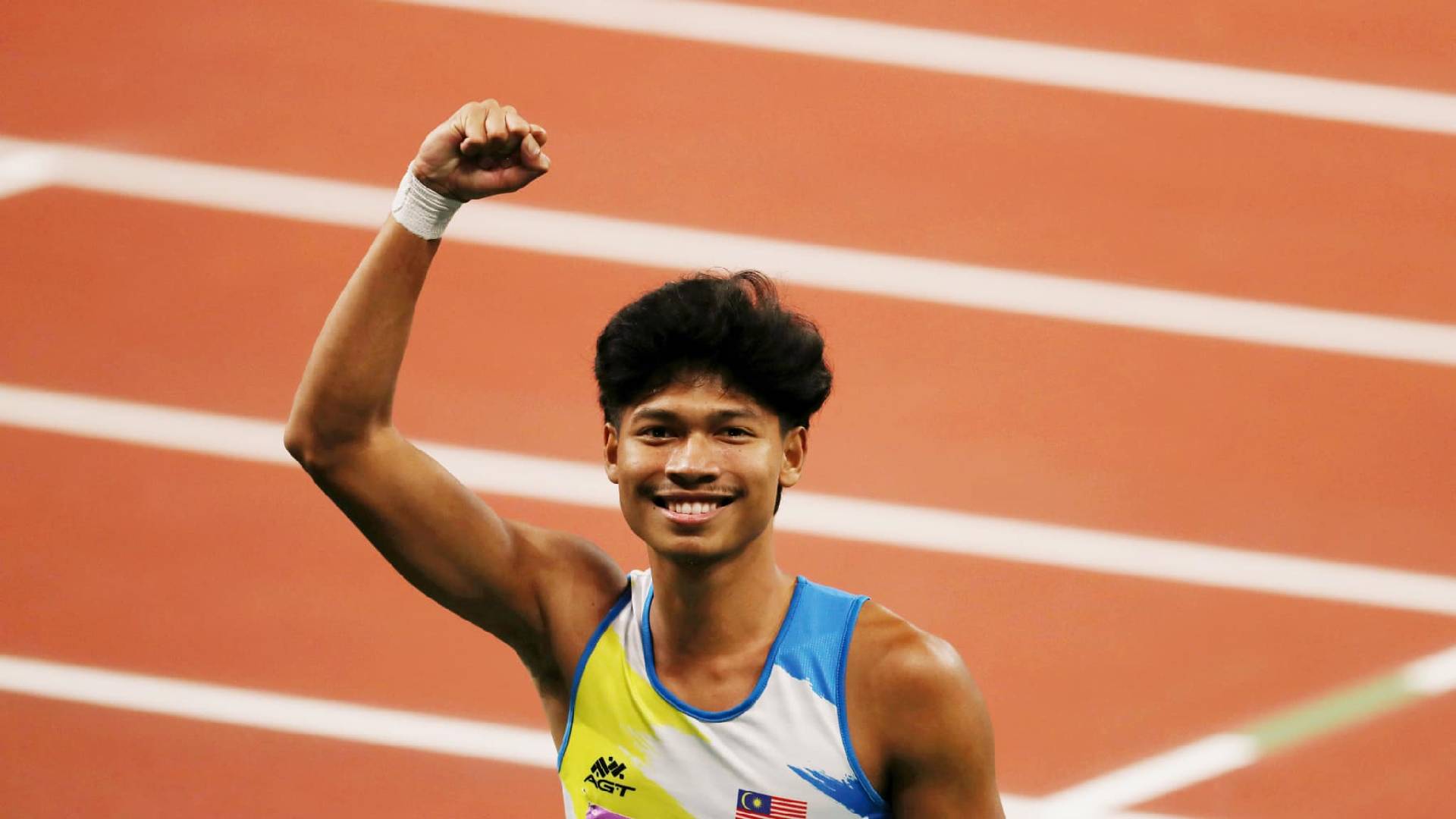 Azeem Fahmi Terima Penghargaan Tertinggi