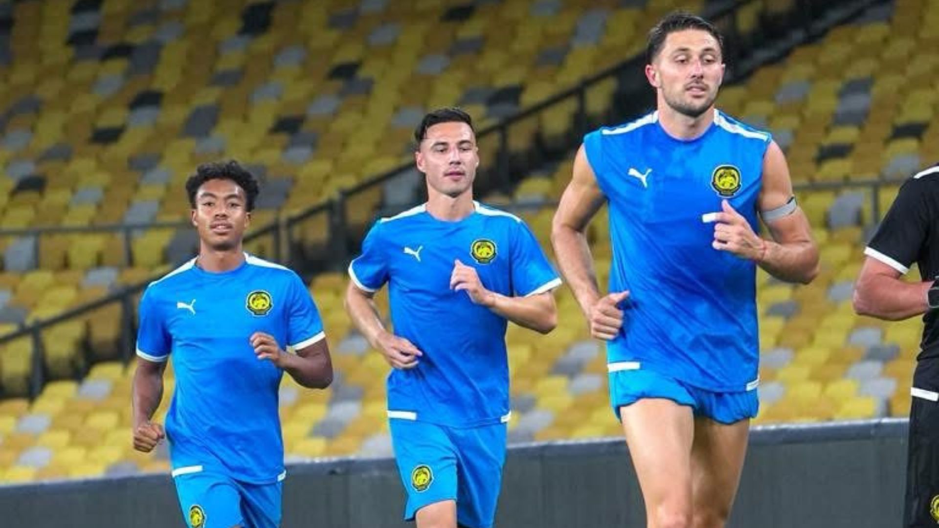 Pemain Harimau Malaya Turun Berlatih Hanya 3 Jam Selepas Tiba Di Malaysia