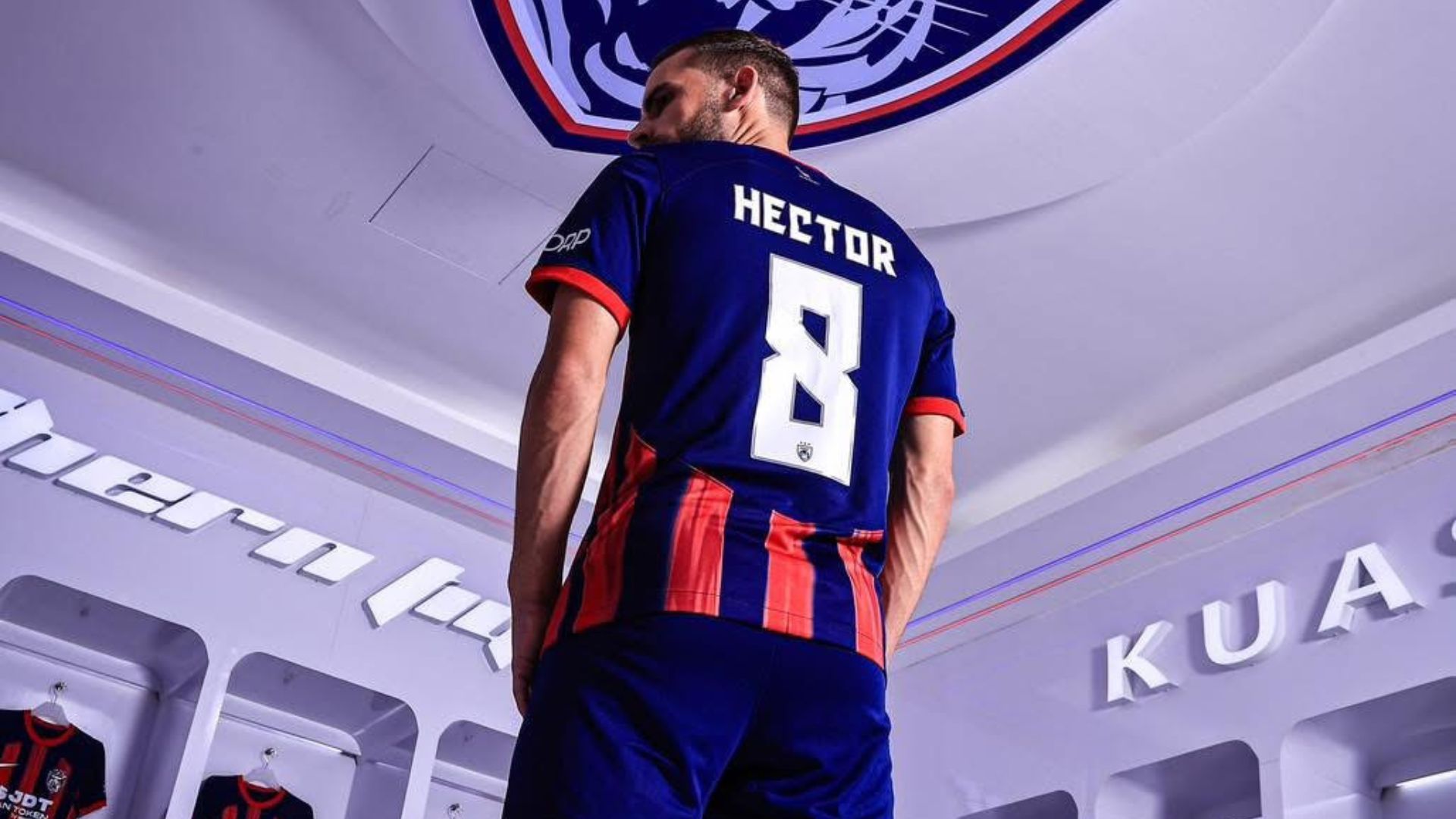 Hector Hevel Pemilik Jersi No.8 Baharu JDT