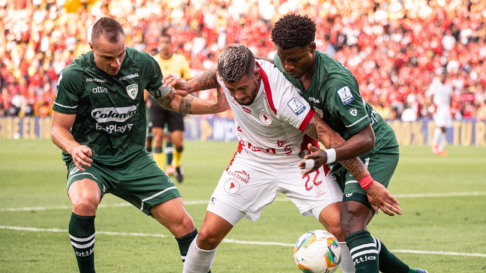 "Mana Rodrigo Holgado?"