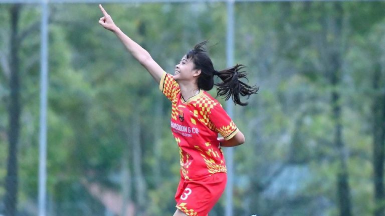 Intan Serah Sertai Kelab Bola Sepak Wanita Amerika Syarikat