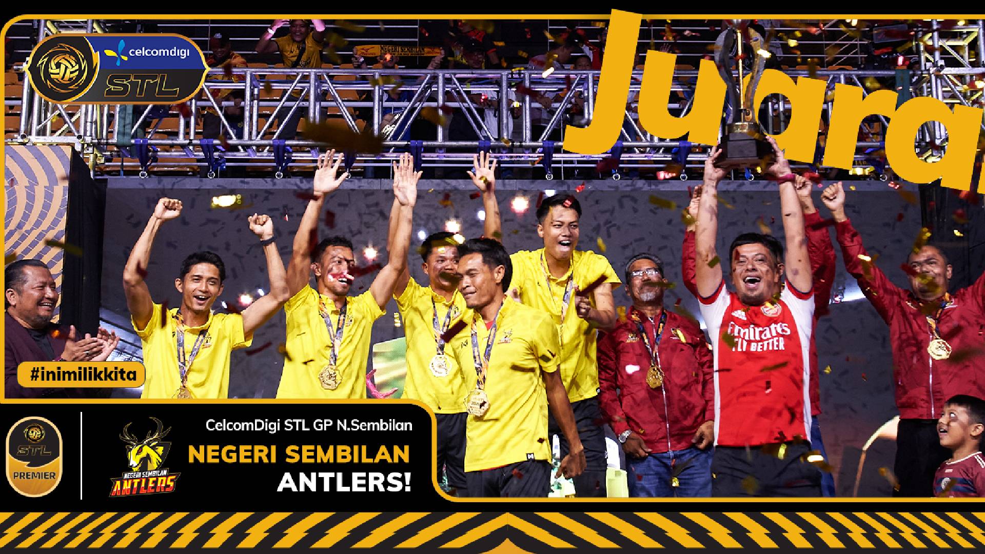 Jurulatih Negeri Sembilan Antlers Berbaju Arsenal Curi Perhatian Ramai